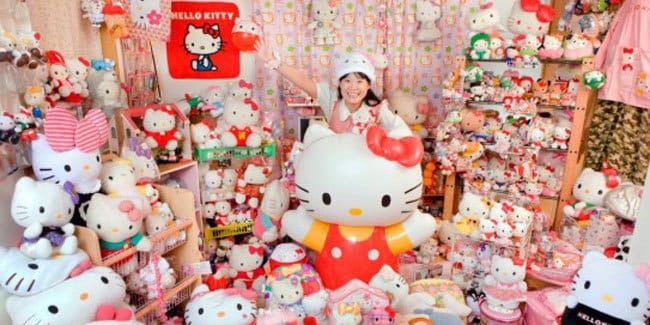 Hello Kitty: Từ sức mạnh của dễ thương đến thương hiệu tỷ đô - Happy Live
