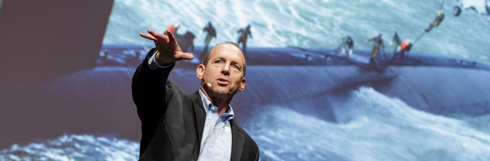 David Marquet: Lãnh đạo xuất sắc phải biết trao quyền - Happy Live